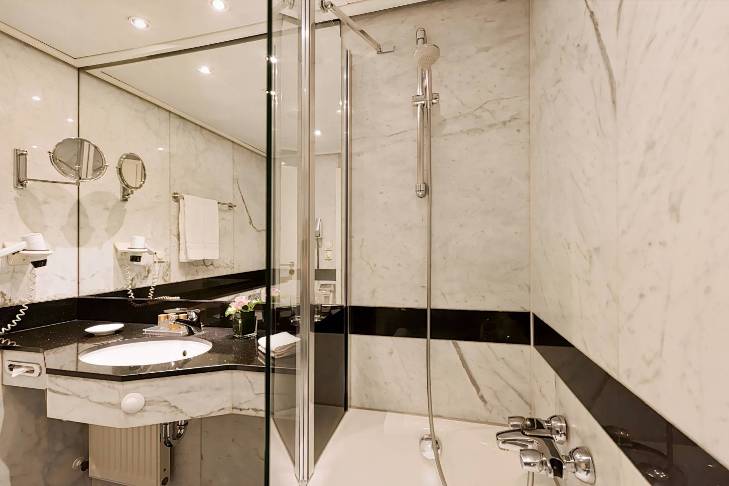 Tageshotels in Berlin • Tageszimmer Dayuse