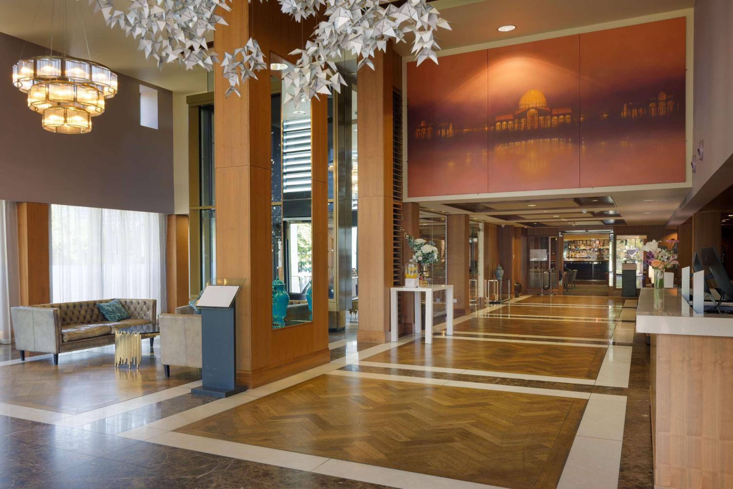 Hilton London Syon Park, Greater London : -27% during the day - Dayuse ...