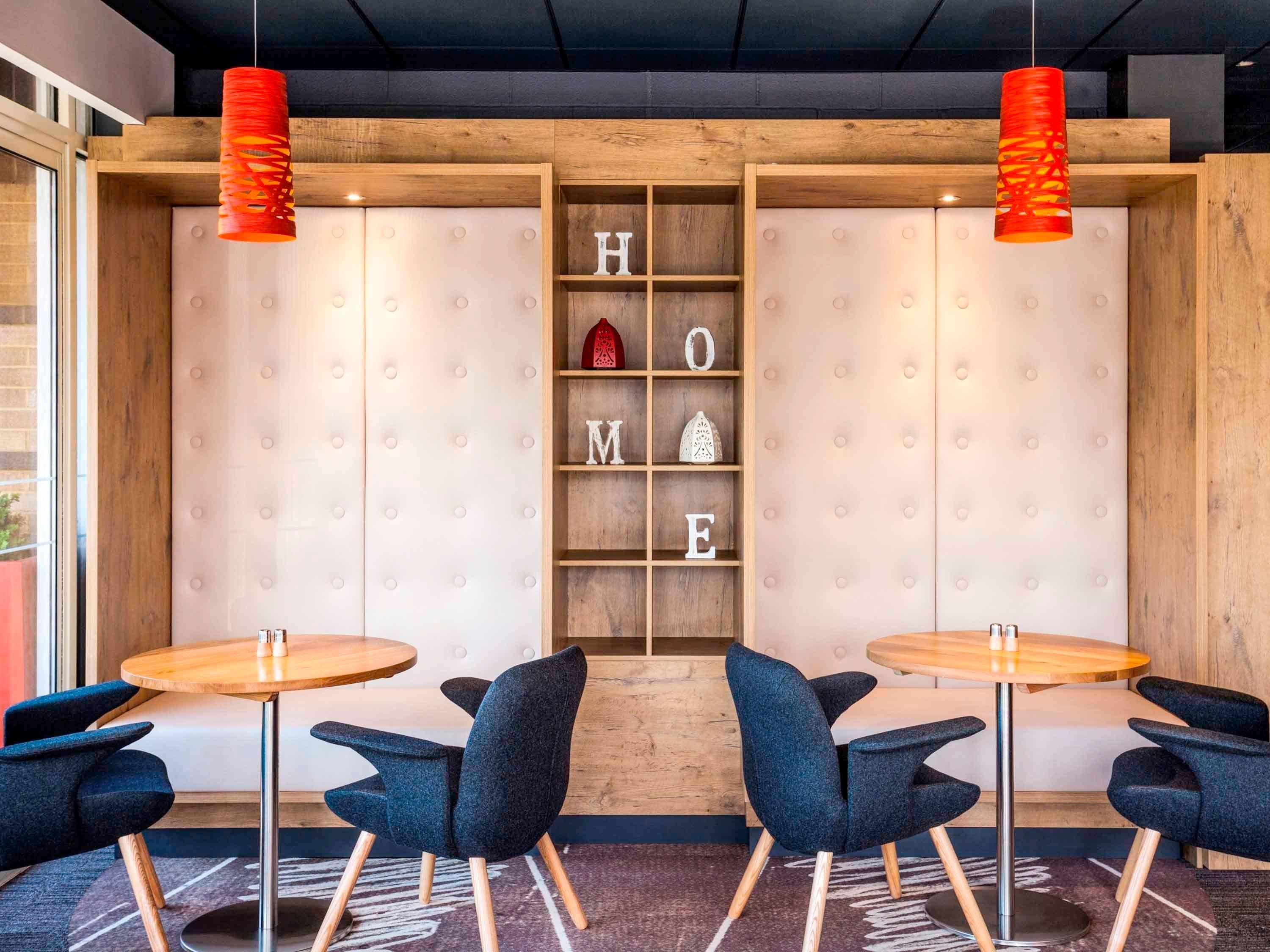 Hourly and Day Hotels from $75 in Great Hallingbury | Dayuse