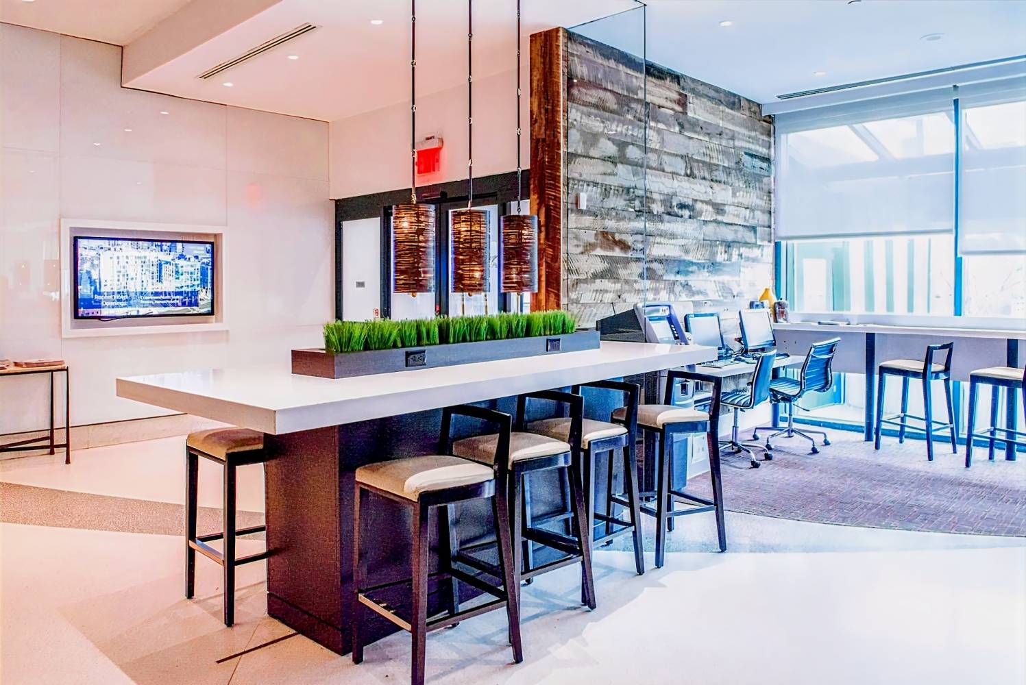 Dayuse Hotels in New York John F. Kennedy International Airport ...